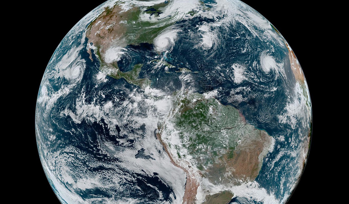 Science On A Sphere®: Weather Junior | Science Museum of Virginia